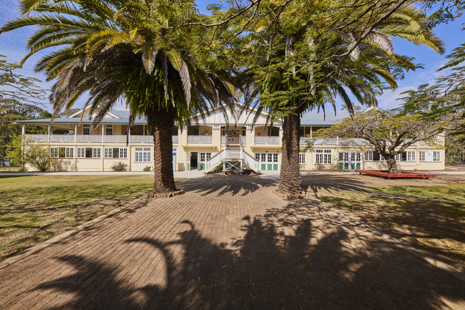 Live with us on campus at St Lucia and Gatton – UQ Res