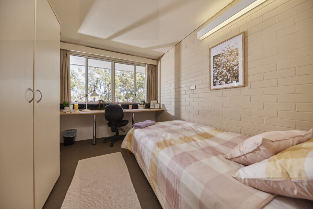 Standard Room – UQ Res